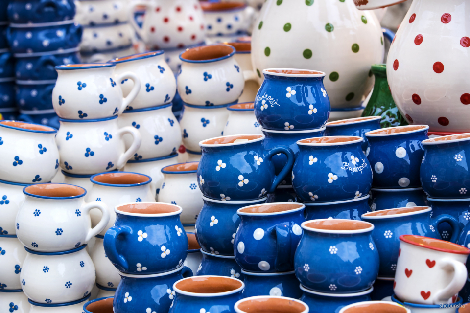 ハンガリーみやげ 伝統工芸品とワインに魅せられて - まっぷるウェブ